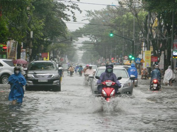 Newly- formed low pressure trough triggers heavy rainfalls in South ...