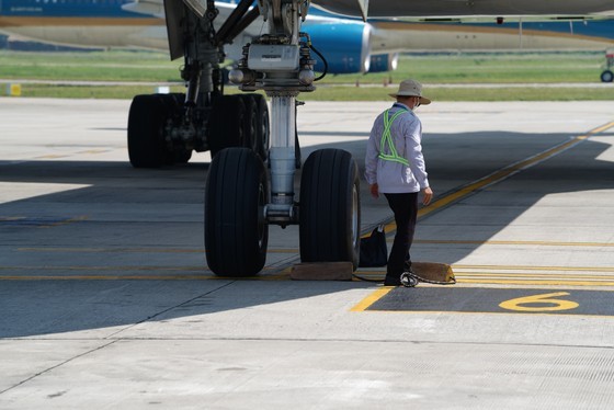 Airports strengthen control for strange objects following recent runway incident | SGGP English ...