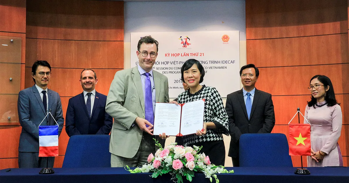 IDECAF và IFV thỏa thuận hợp tác văn hóa sau 11 năm gián đoạn | BÁO SÀI ...