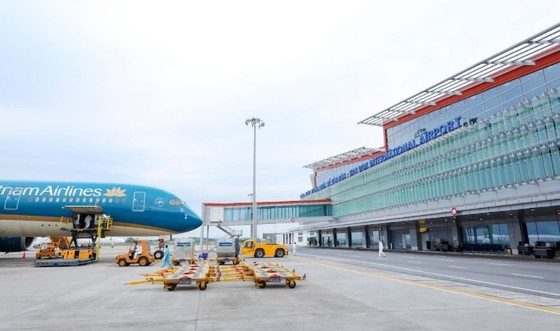 Van Don- HCMC air route reconnected | SGGP English Edition