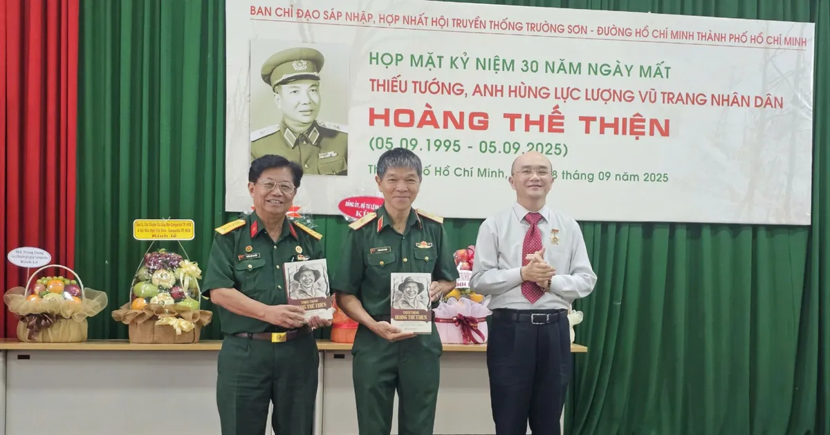 Tri ân Thiếu tướng, Anh hùng Lực lượng Vũ trang nhân dân Hoàng Thế ...