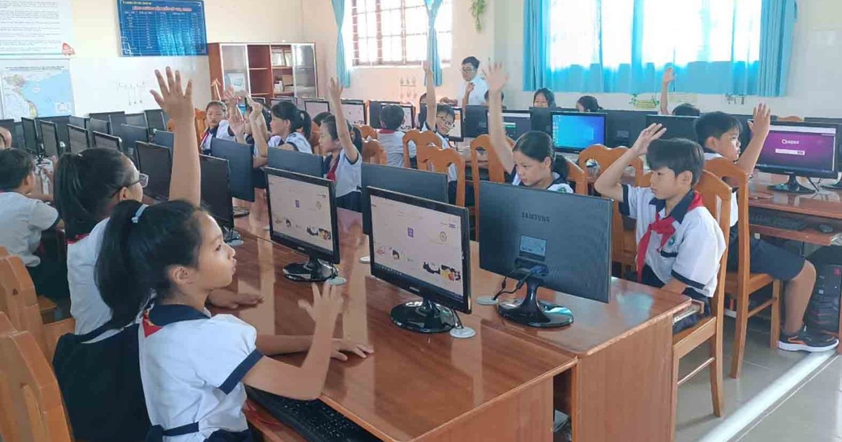 HCMC ready to implement electronic student academic records | SGGP ...