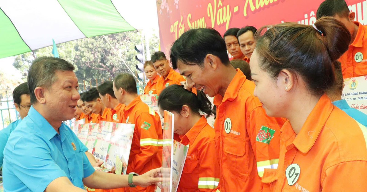 Over 17.3 million people receive support during Tet | SGGP English Edition