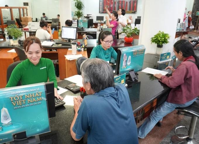 Government orders banks to reduce lending interest rates | SGGP English ...