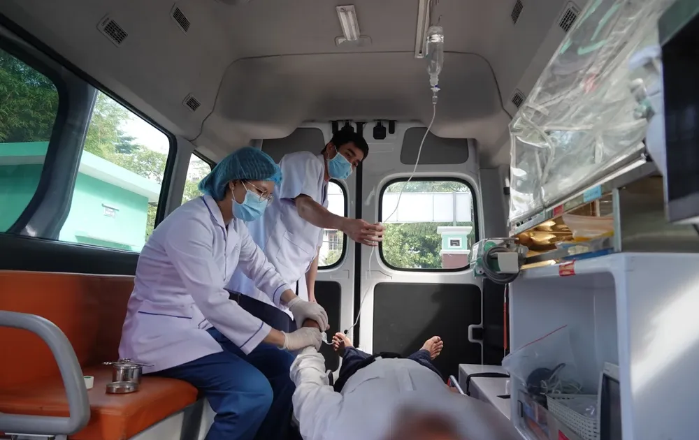 Ho Chi Minh City Medical Emergency Center 115 receives EMS Angels Gold Award | SGGP English Edition