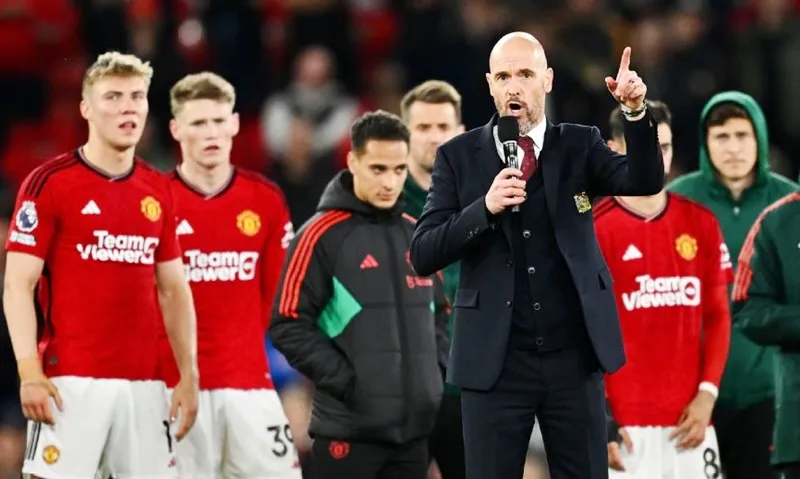Thấy gì qua bài phát biểu của Ten Hag trước đám đông tại Old Trafford ...