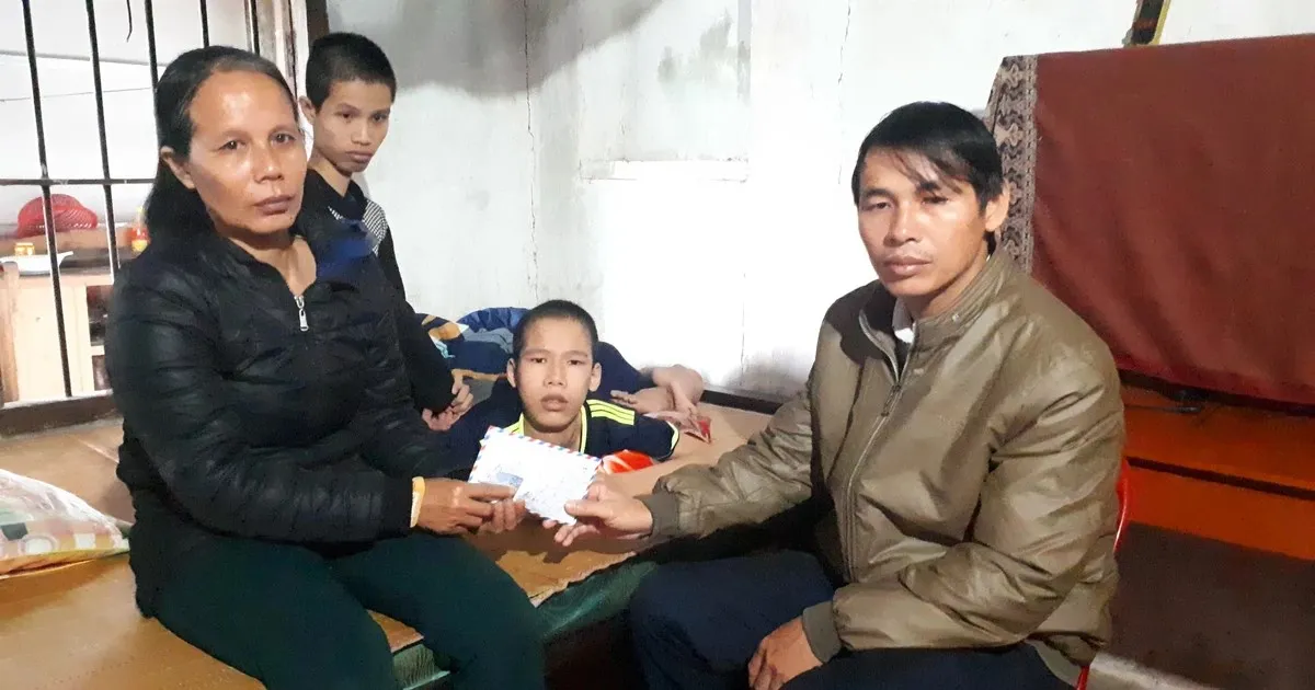 Báo SGGP trao 50 triệu đồng giúp gia đình khó khăn ở Hà Tĩnh, Nghệ An ...