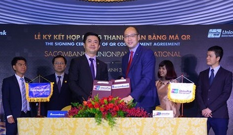 Sacombank uses QR code payment | SGGP English Edition