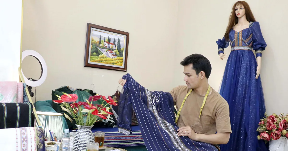 K’Jona mở lối thổ cẩm | BÁO SÀI GÒN GIẢI PHÓNG