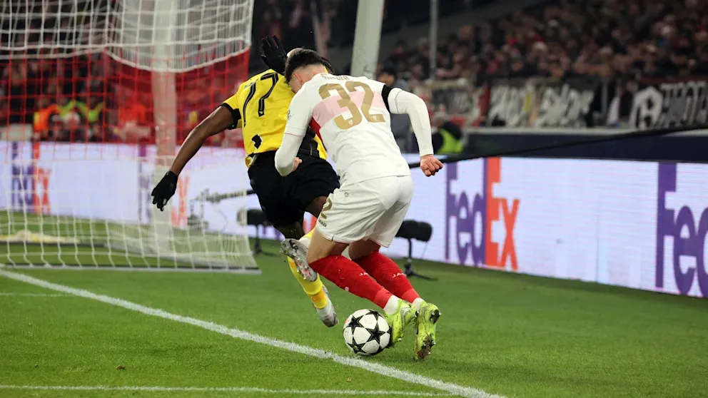 Lời khích tướng của HLV Sebastian Hoeness cho Fabian Rieder | CHUYÊN ...