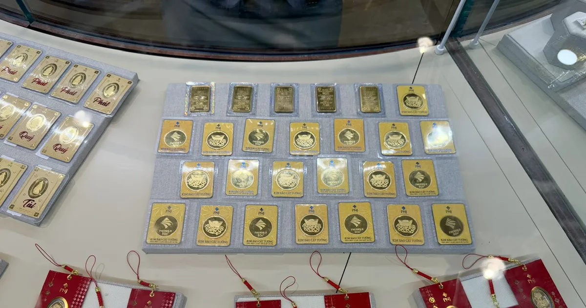 Giá vàng nhẫn 9999 vượt giá vàng miếng SJC | BÁO SÀI GÒN GIẢI PHÓNG