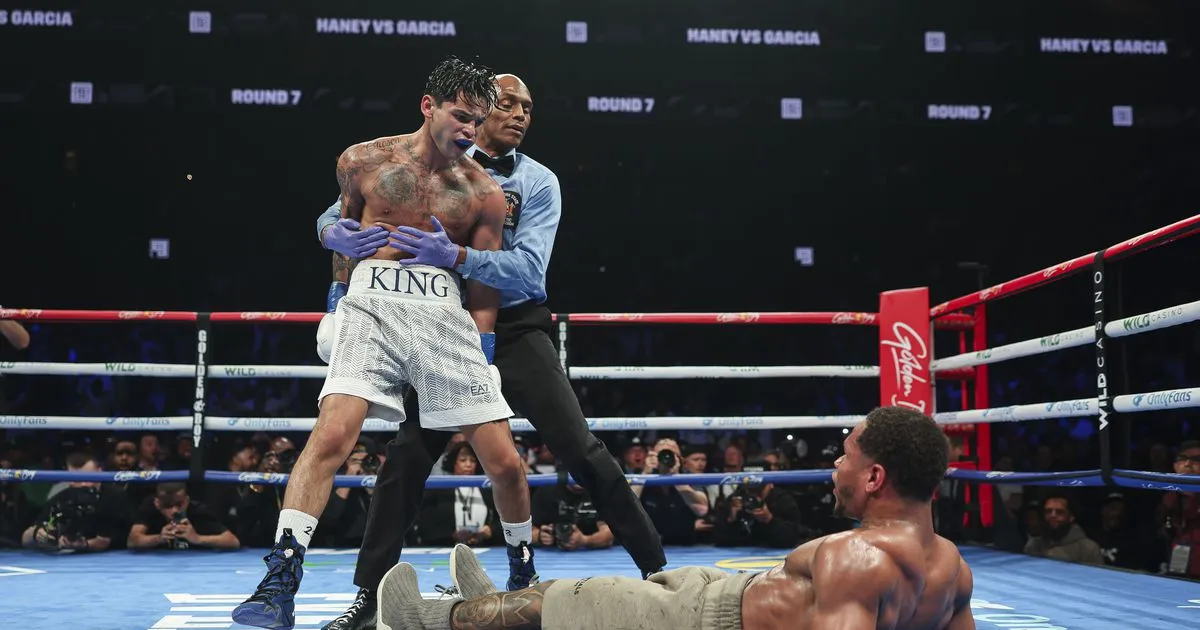 Devin Haney thua trận đầu tiên sau 3 lần bị knock-down, nhưng Ryan ...