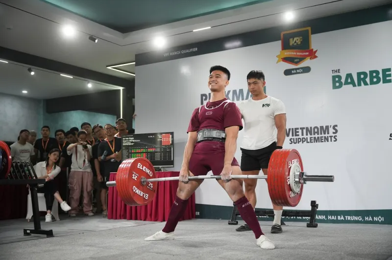 Tìm được những người xuất sắc nhất vào vòng chung kết giải powerlifting ...