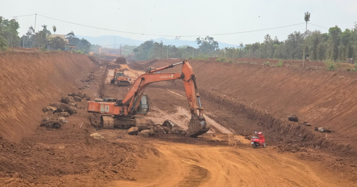 Central Highlands expressways experience sluggish progress | SGGP ...