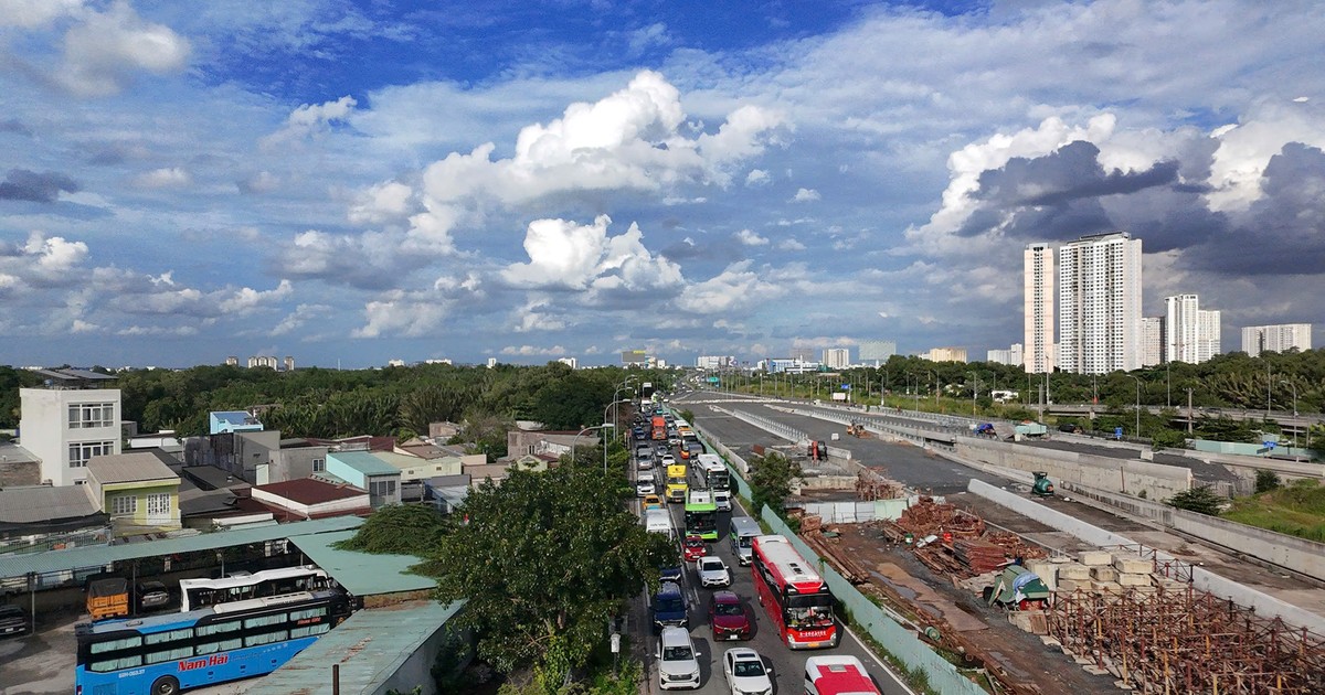 HCMC steps up measures to ensure traffic order, safety | SGGP English ...