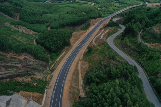 Transport Ministry to expand 2-lane expressways according to actual ...