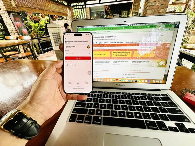 Vietnam streamlines national ID card issuance with VNeID app ...