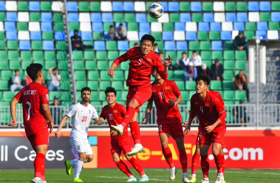 U20 Việt Nam vào bảng nhẹ ở vòng loại giải vô địch châu Á 2025 | CHUYÊN TRANG THỂ THAO