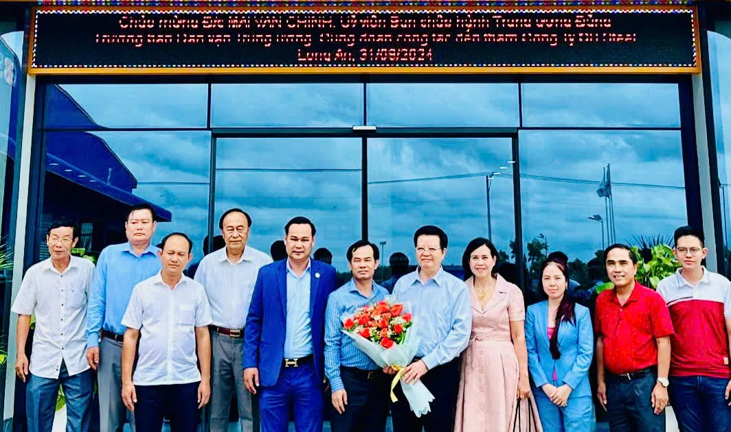 Đồng chí Trưởng Ban Dân vận Trung ương thăm Nhà máy Global Benjamin ...