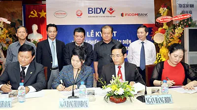 Hợp nhất 3 ngân hàng Ficombank, TinNghiabank và SCB - Đảm bảo quyền lợi ...
