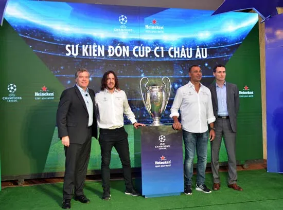 Khuấy động không khí bóng đá tại Việt Nam | CHUYÊN TRANG THỂ THAO