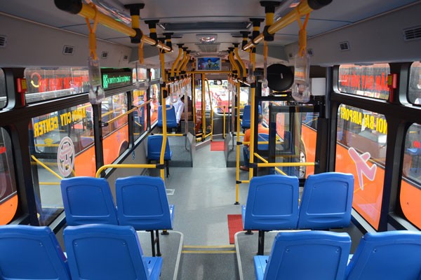 HCMC opens new bus line from Western Bus Station to Tan Son Nhat ...