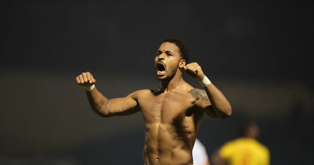 Rafaelson: "Gà đẻ trứng vàng" của Nam Định, người viết lịch sử cho V ...