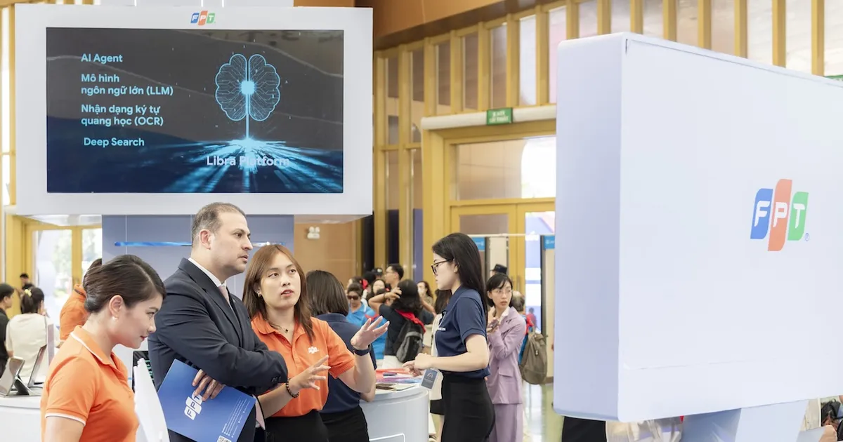 FPT trình diễn hệ sinh thái “Quốc gia AI” | BÁO SÀI GÒN GIẢI PHÓNG
