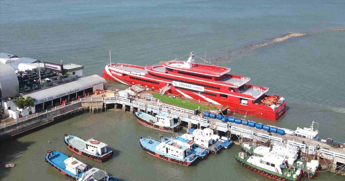 Largest high-speed passenger ferry connecting Vung Tau, Con Dao ...