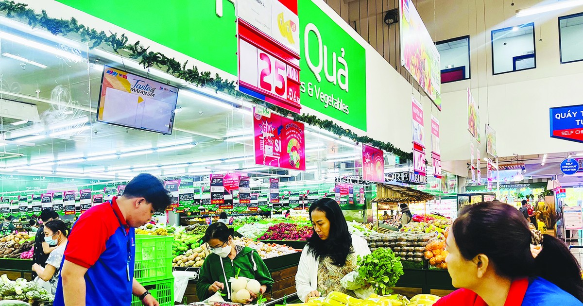 Goods to serve Tet holiday abundant, prices stable | SGGP English Edition