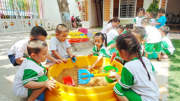 Nở rộ lớp “pre-school” trẻ mầm non | BÁO SÀI GÒN GIẢI PHÓNG
