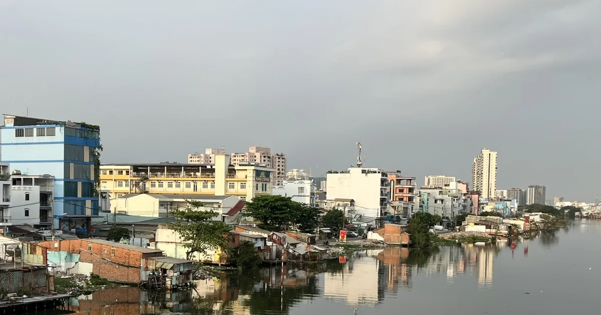 TPHCM sẽ di dời thêm 20.000 căn nhà ven kênh rạch | BÁO SÀI GÒN GIẢI PHÓNG