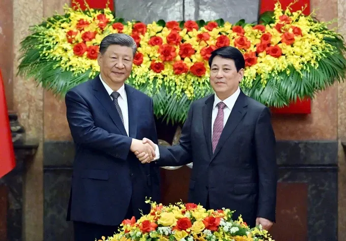 Vietnamese State President holds talks with Chinese top leader | SGGP ...