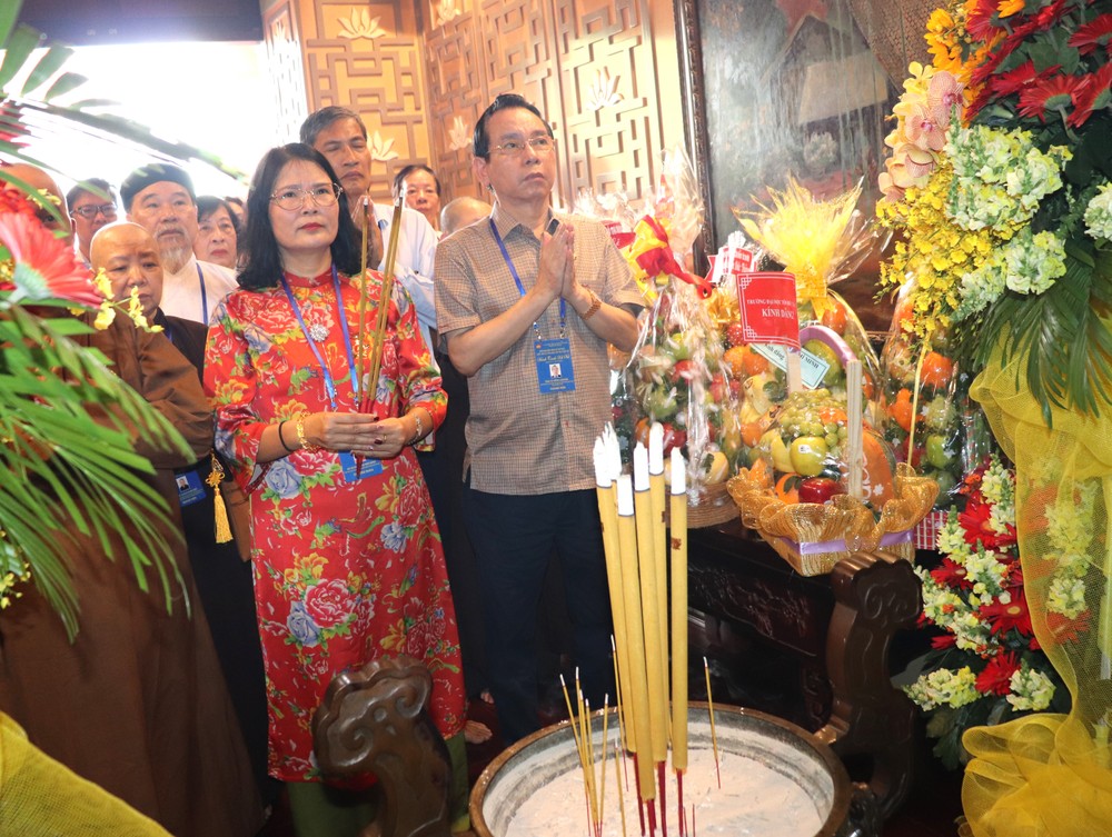 Activities commemorate 44th death anniversary of President Ton Duc ...