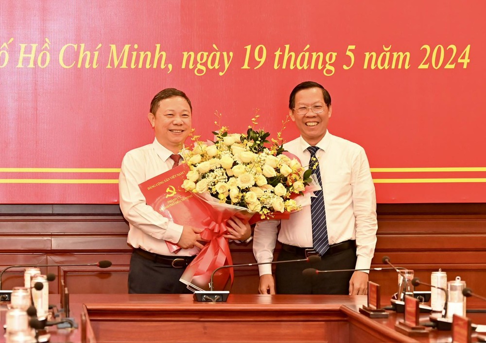 Mr. Duong Anh Duc appointed Secretary of District 1 Party Committee ...