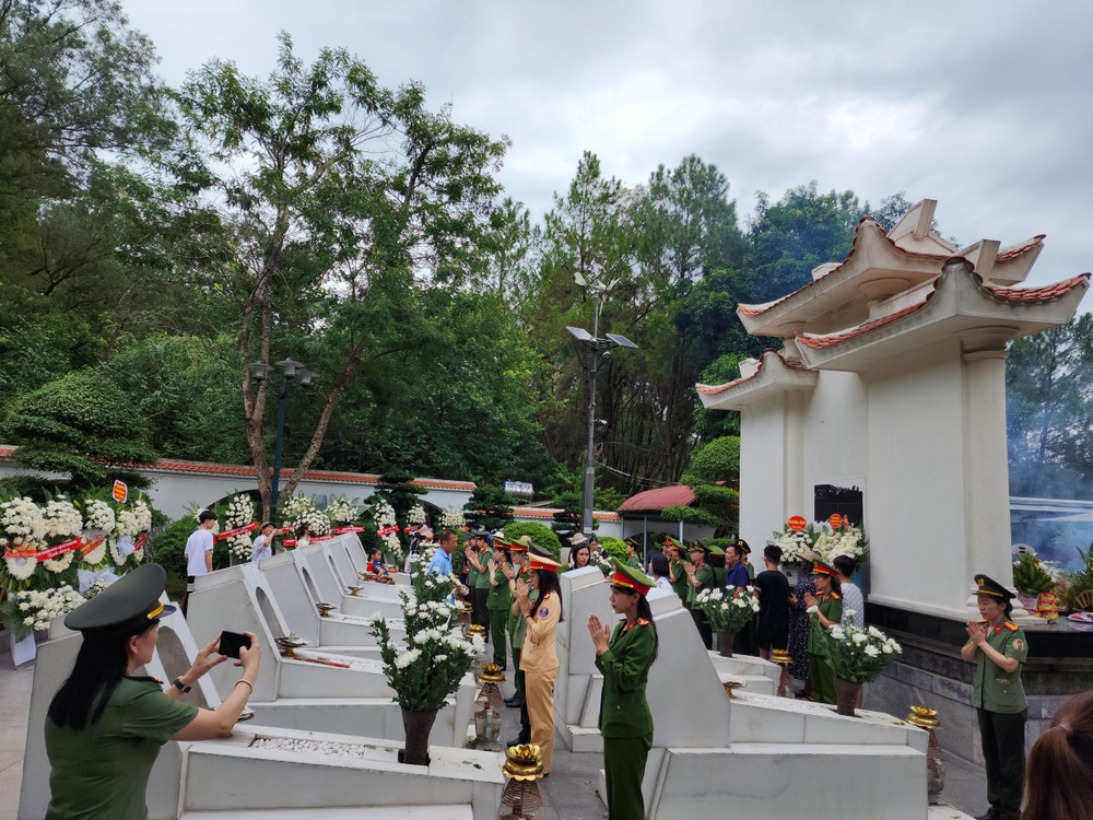 Dong Loc T-junction martyrs commemorated in Ha Tinh | SGGP English Edition