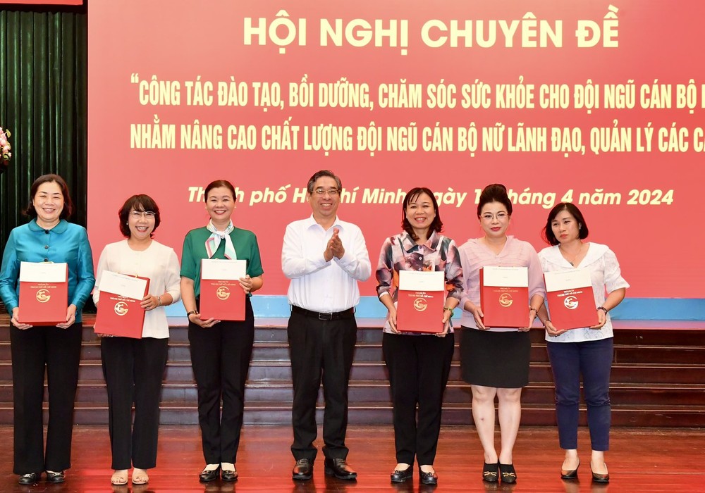 HCMC pays attention to training, healthcare for female officials | SGGP ...