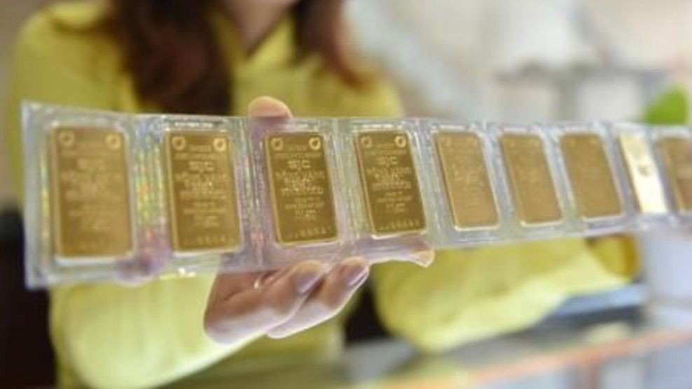 SJC gold spirals, surpassing VND88 million per tael | SGGP English Edition