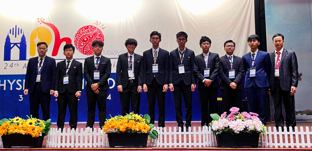 All eight Vietnamese students win medals at APhO 2024 | SGGP English ...