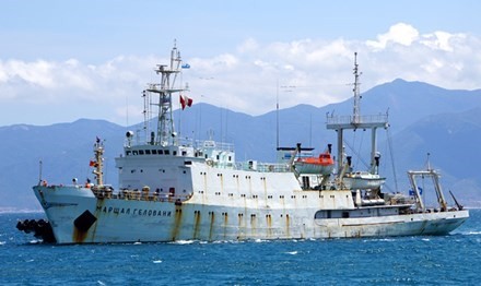Russia’s hydrographic vessel docks at Cam Ranh port | SGGP English Edition