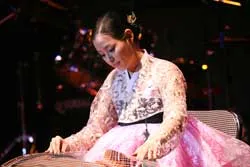 Chương trình “Hàn Quốc năng động": Nghe Hoa hậu chơi đàn, gặp các nhân ...