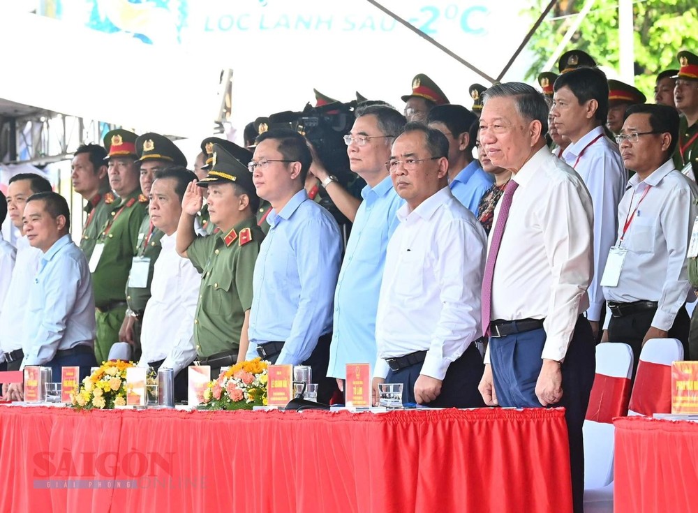 HCMC launches grassroots-level security and order protection force ...