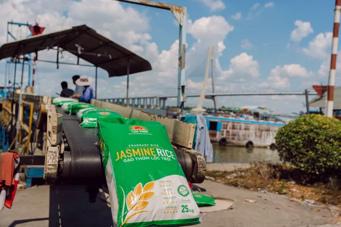 Xuất khẩu gạo "lên ngôi" nhưng thiếu bền vững
